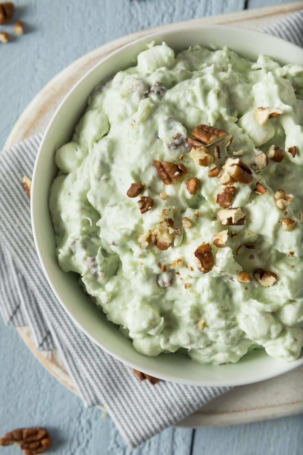 Pistachio Fluff Recipe - mom makes dinner