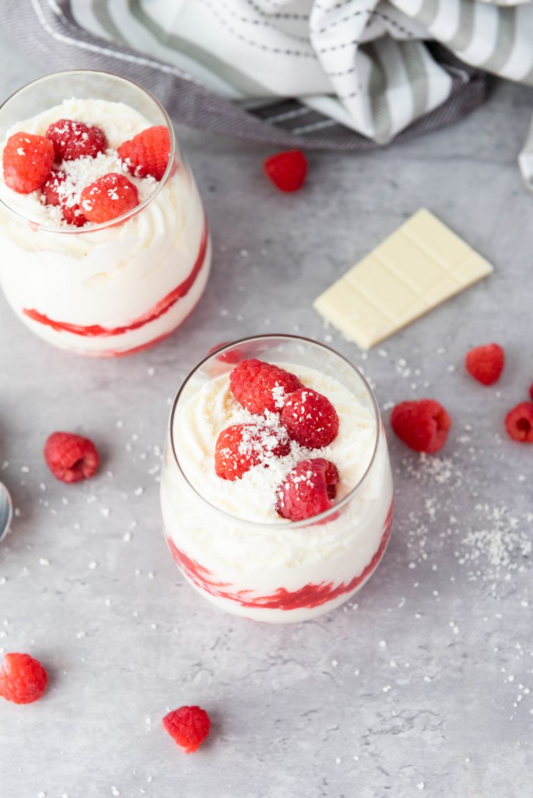 White Chocolate Mousse with raspberries - mom makes dinner